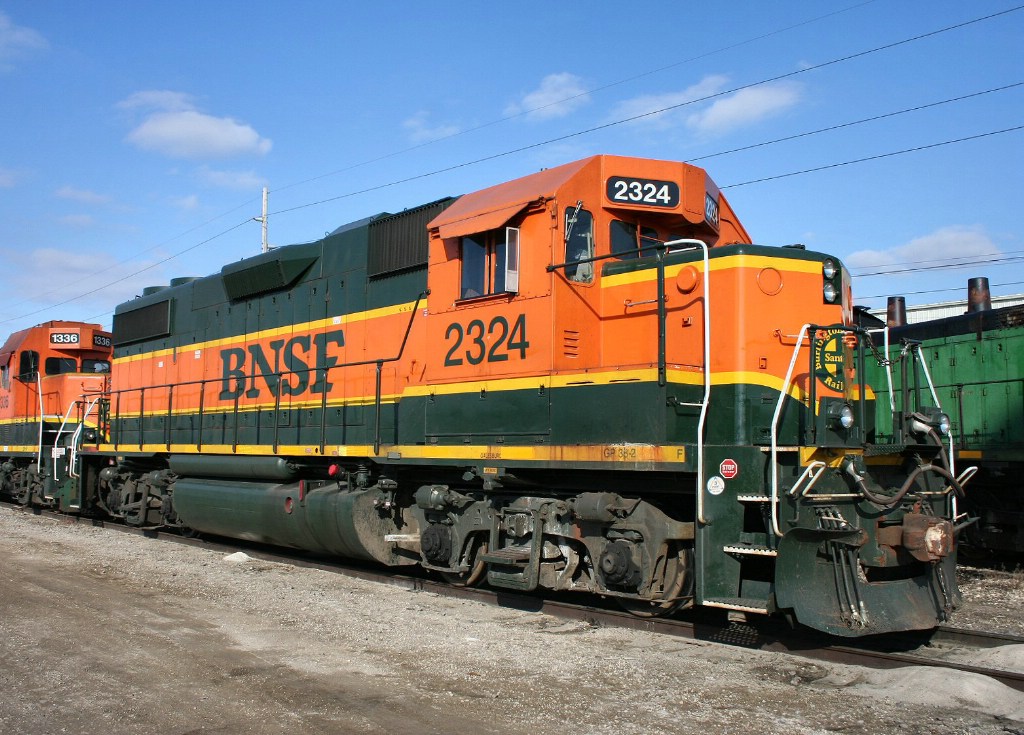 BNSF 2324
